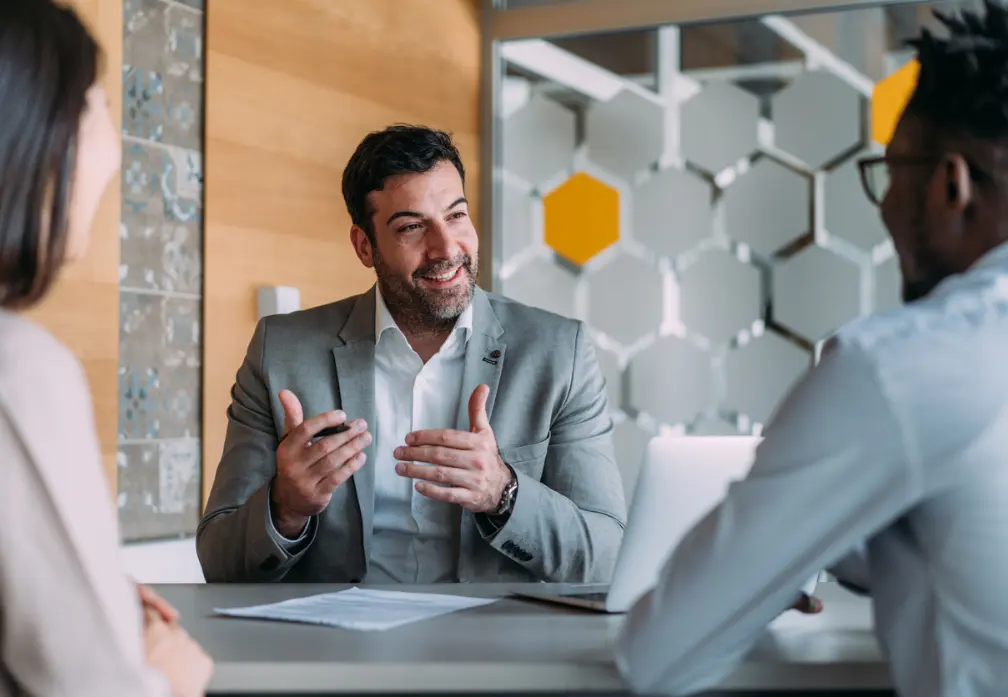 ¿Qué es un máster broker y cómo me ayuda?